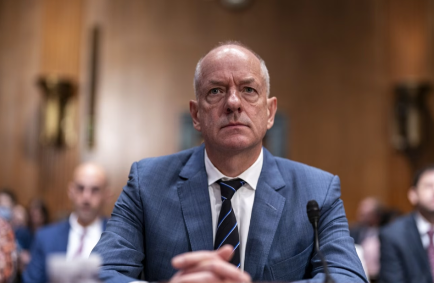 Renuncia del CEO de UnitedHealth y suspensión de previsiones por alza ...